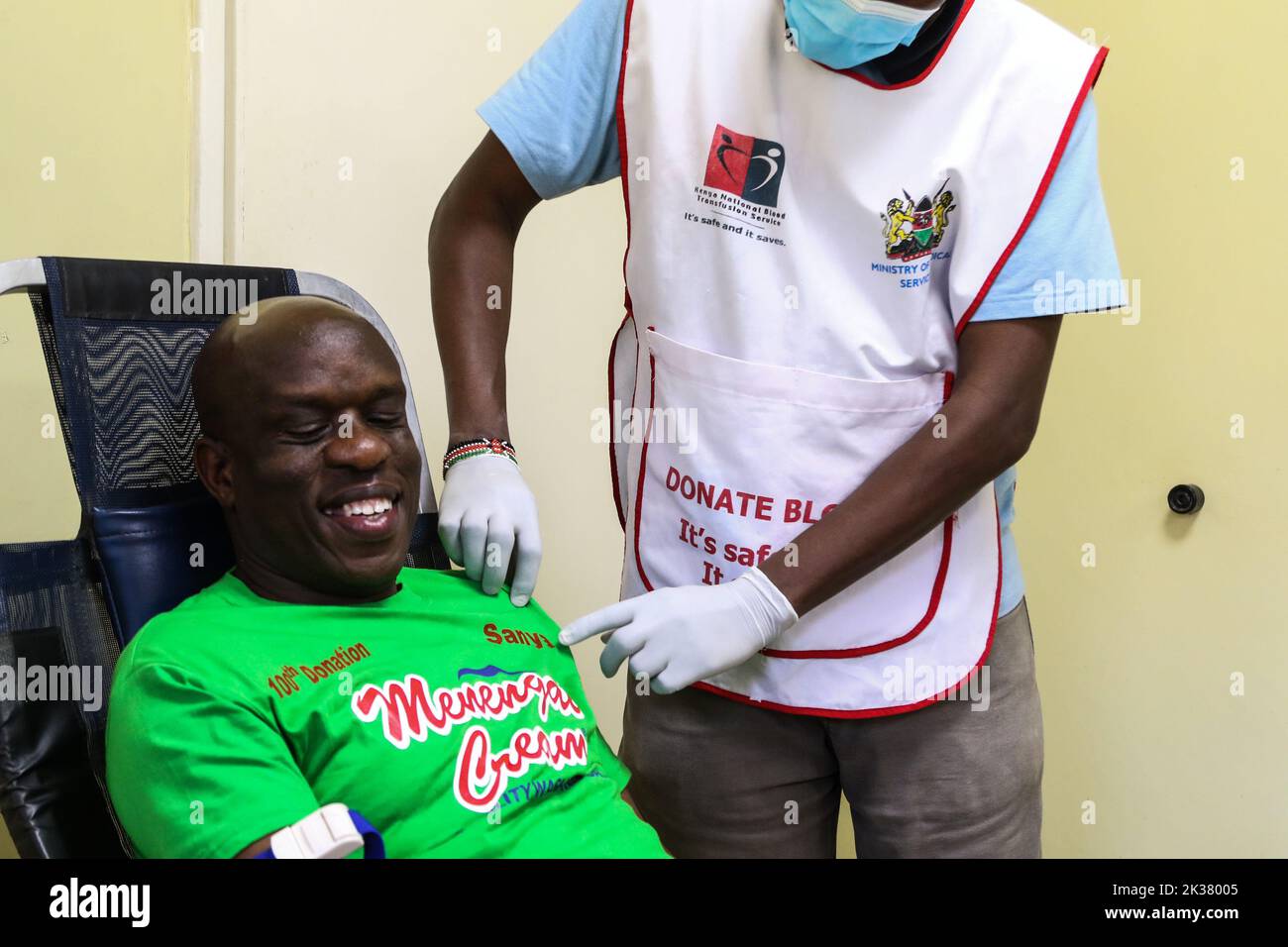 Alpha Kennedy Sanya (L), Kenya’s blood ambassador is seen donating ...