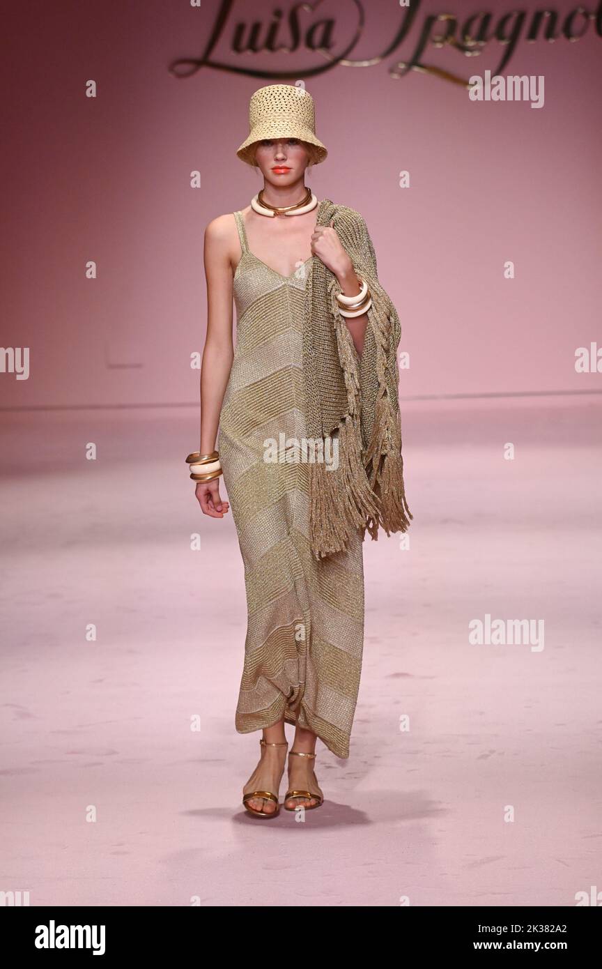 Milan, Italy. 25th Sep, 2022. Milan, Milan Fashion Week, Woman Spring ...