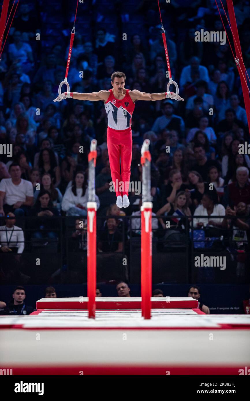 2022 paris gymnastics hi-res stock photography and images - Alamy