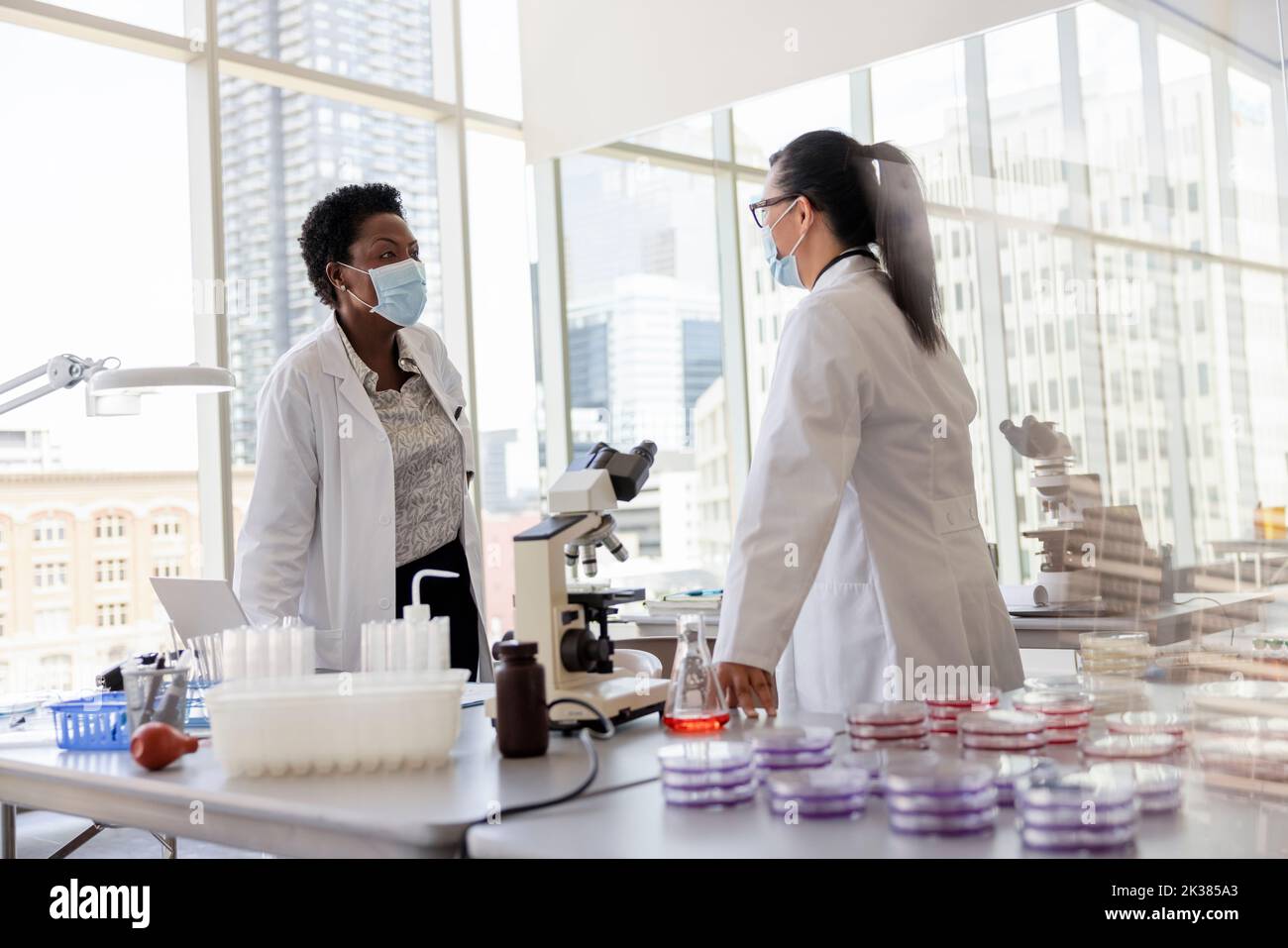 Female masks hi-res stock photography and images - Alamy