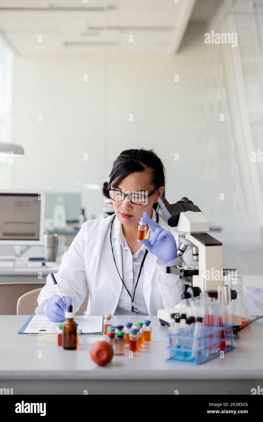 Laboratory vial hi-res stock photography and images - Alamy