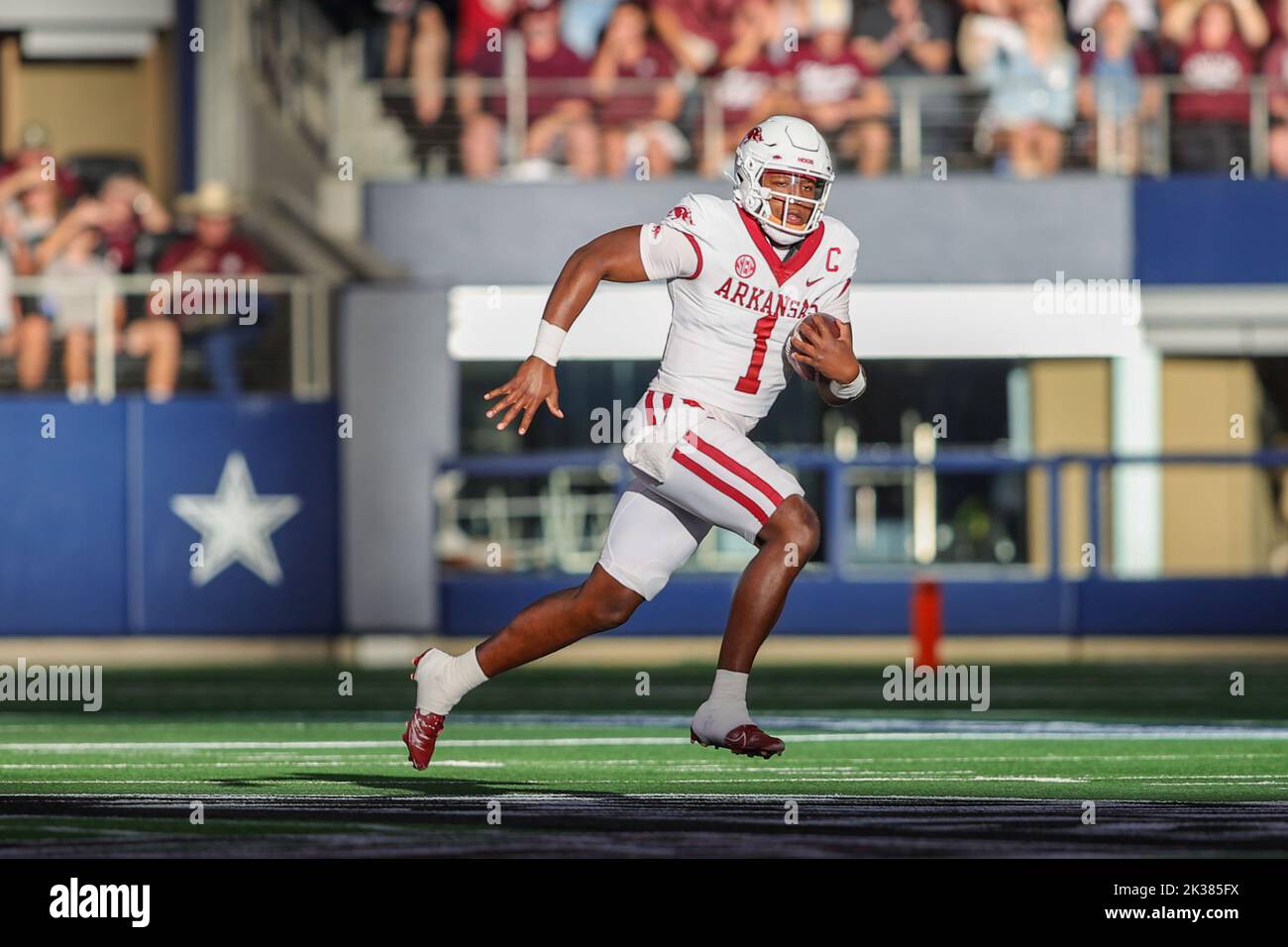 Arlington, Texas, USA. 24th Sep, 2022. Arkansas Razorback quarterback ...