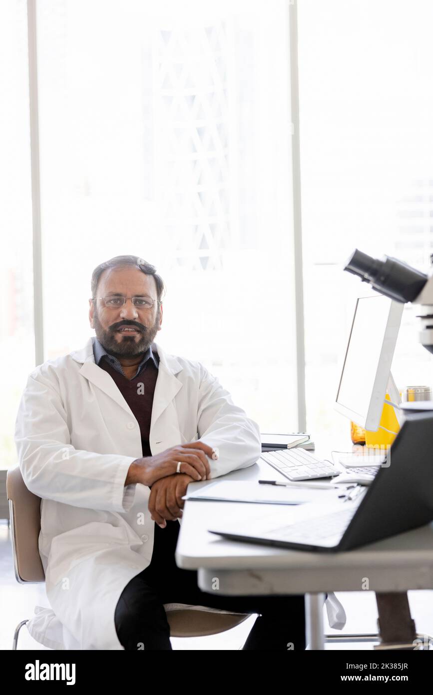 Handsome scientist hi-res stock photography and images - Alamy