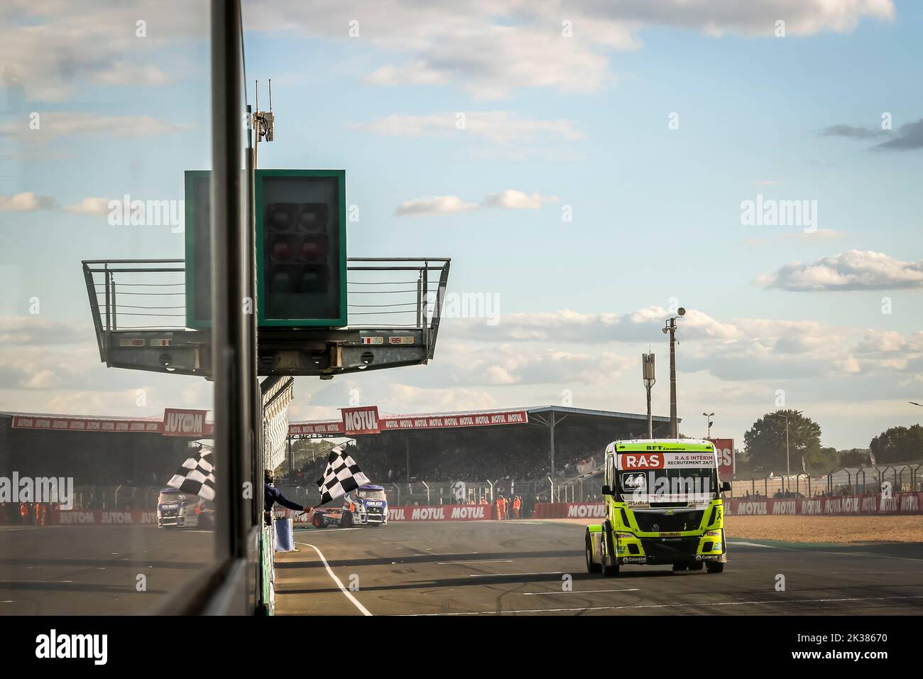 44 ANDRÉ Jonathan (FRA), Lion Truck Racing, MAN - TGS, action drapeaux ...