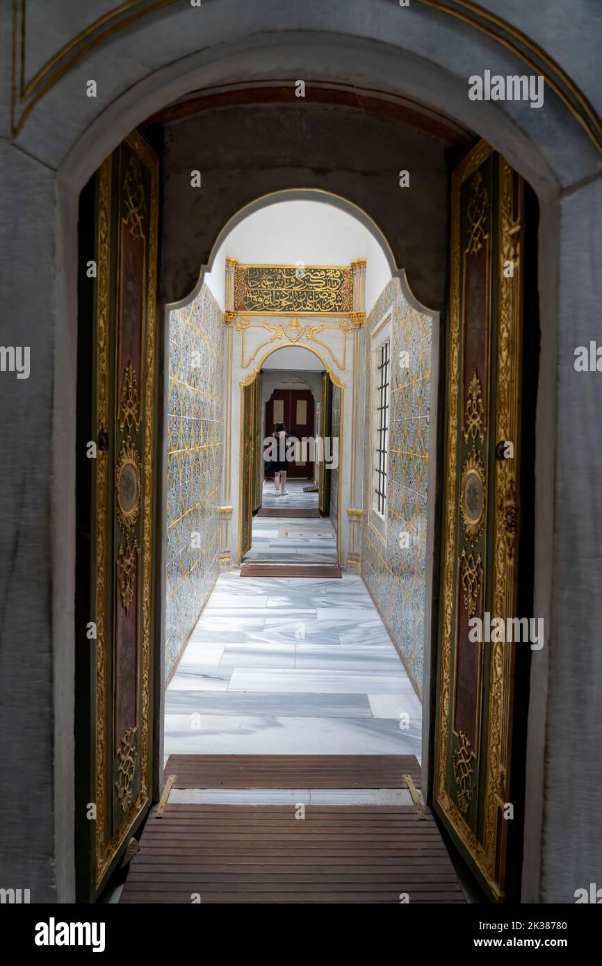 Internal wall of topkapi in Istanbul Stock Photo - Alamy