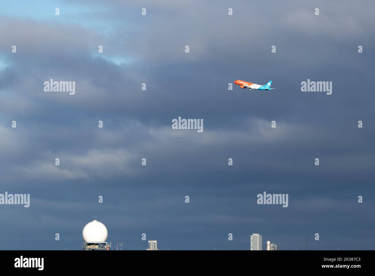 Logo canada jetlines hi-res stock photography and images - Alamy