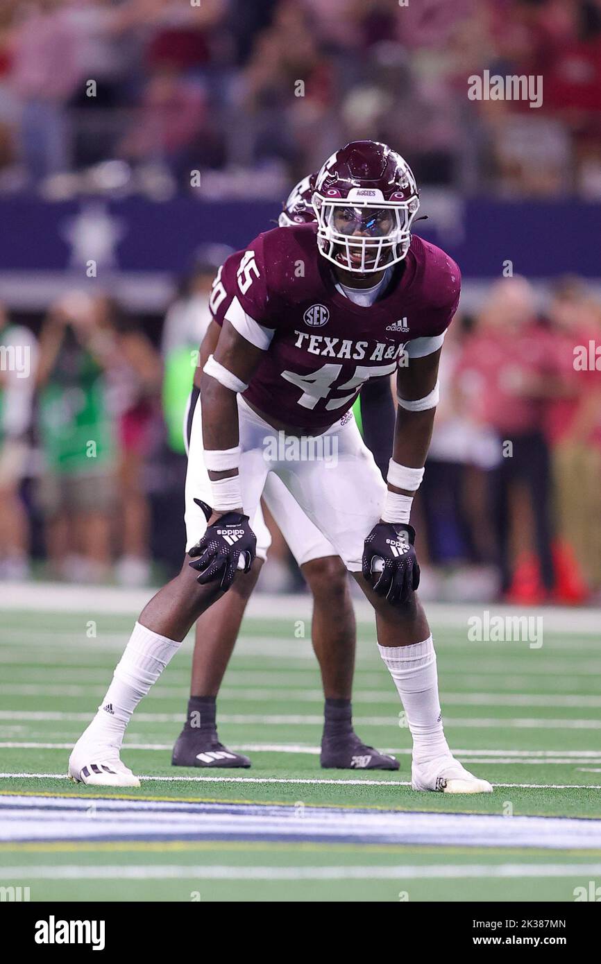 Arlington, Texas, USA. 24th Sep, 2022. Texas A&M Aggie linebacker ...