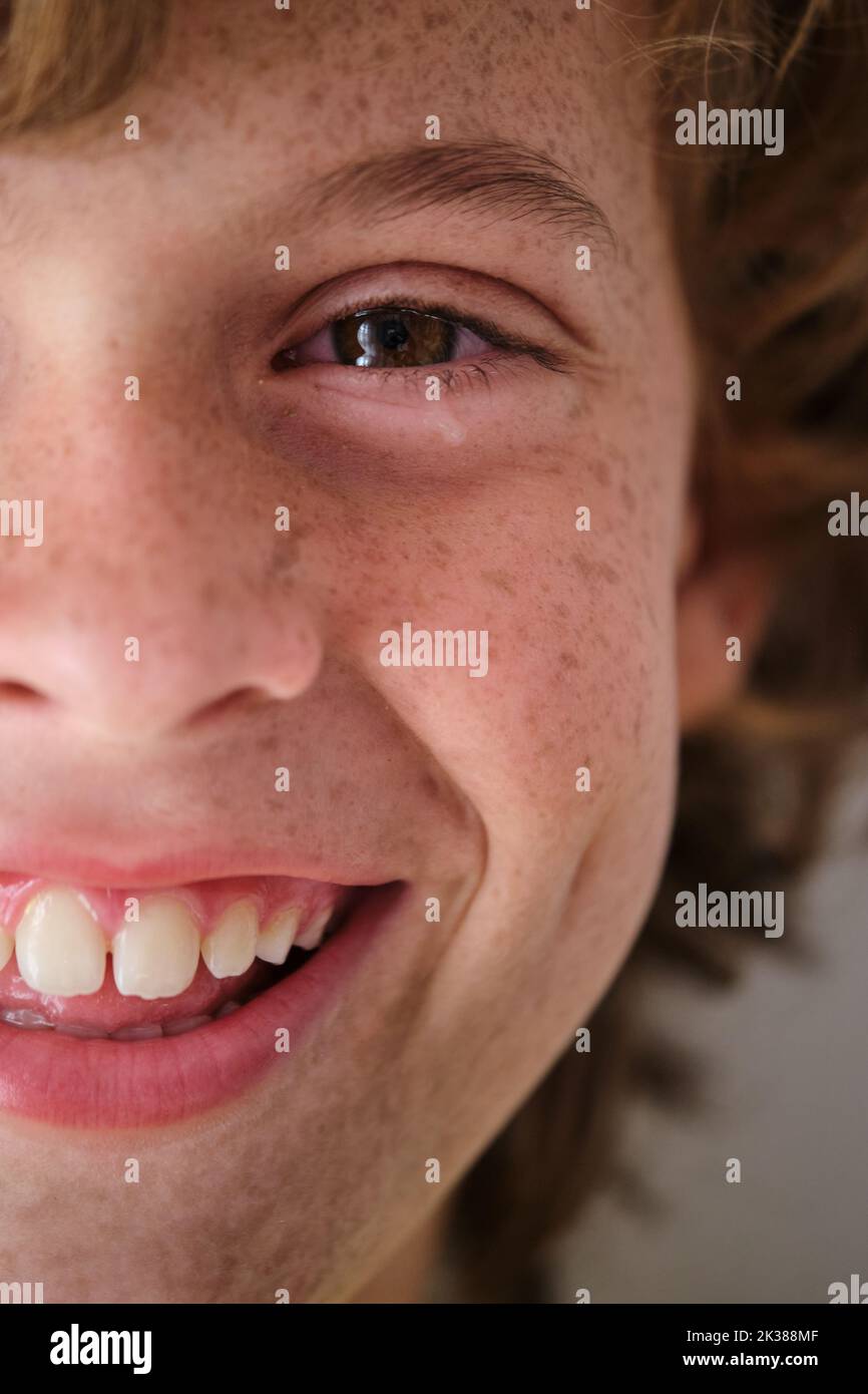 Teardrop from eye hi-res stock photography and images - Alamy