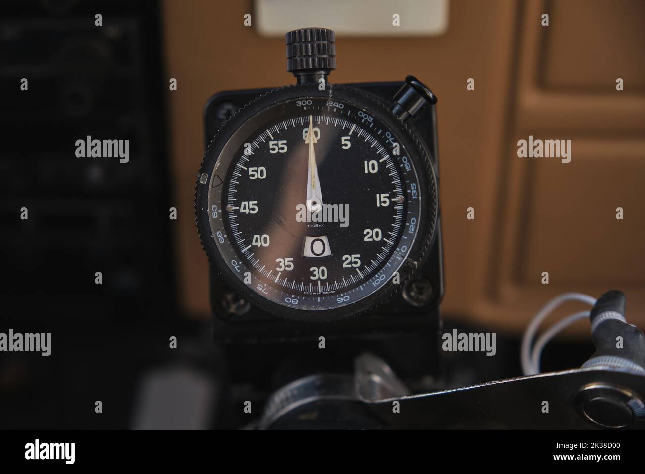 Aircraft scales hi-res stock photography and images - Alamy