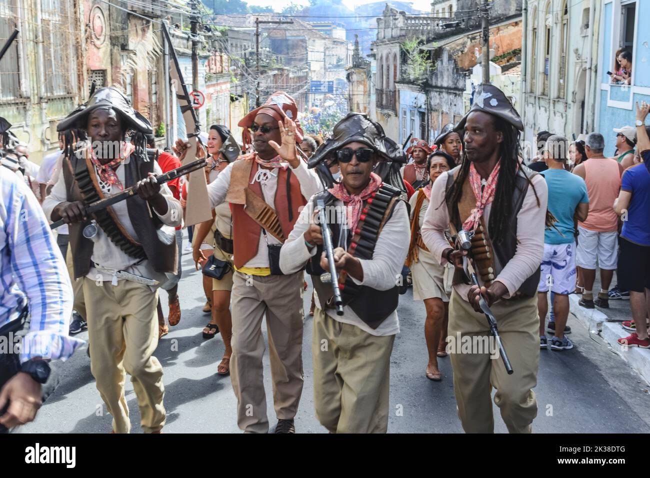 The view of people wearing pirate costumes and weapons on Bahia's ...