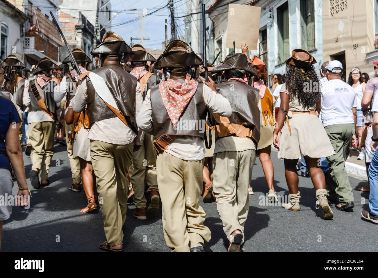 The view of people wearing pirate costumes and weapons on Bahia's ...