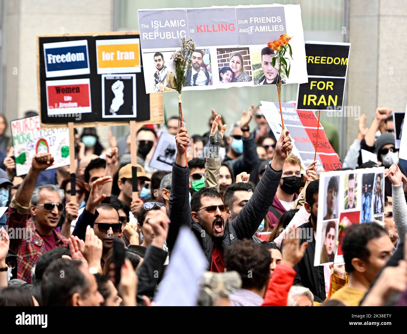 Members of the Iranian community and their supporters rally in ...