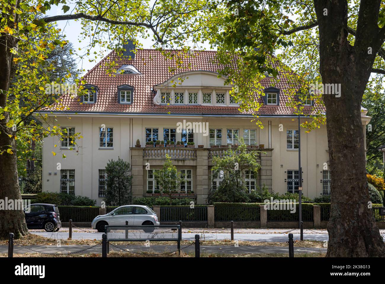 Versatile architecture in German city of Cologne Stock Photo - Alamy