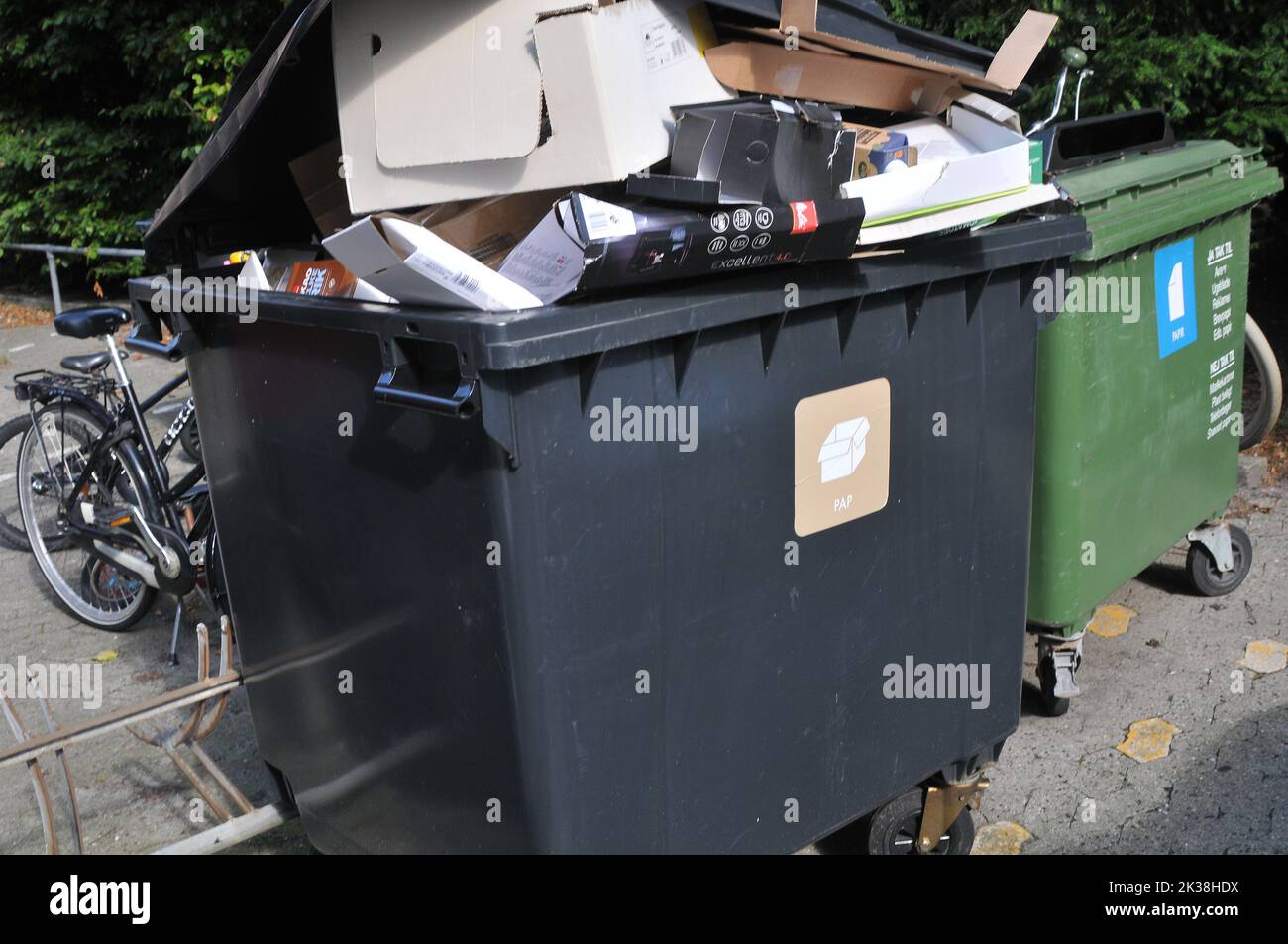 Wadte for recycle hi-res stock photography and images - Alamy