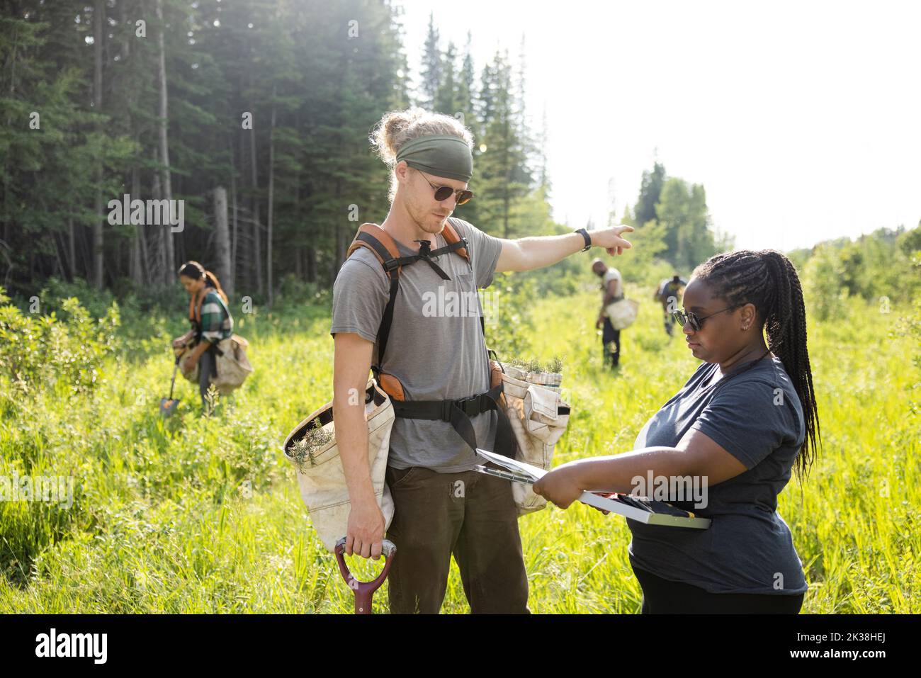 Black woman discussing work plans hi-res stock photography and images - Alamy