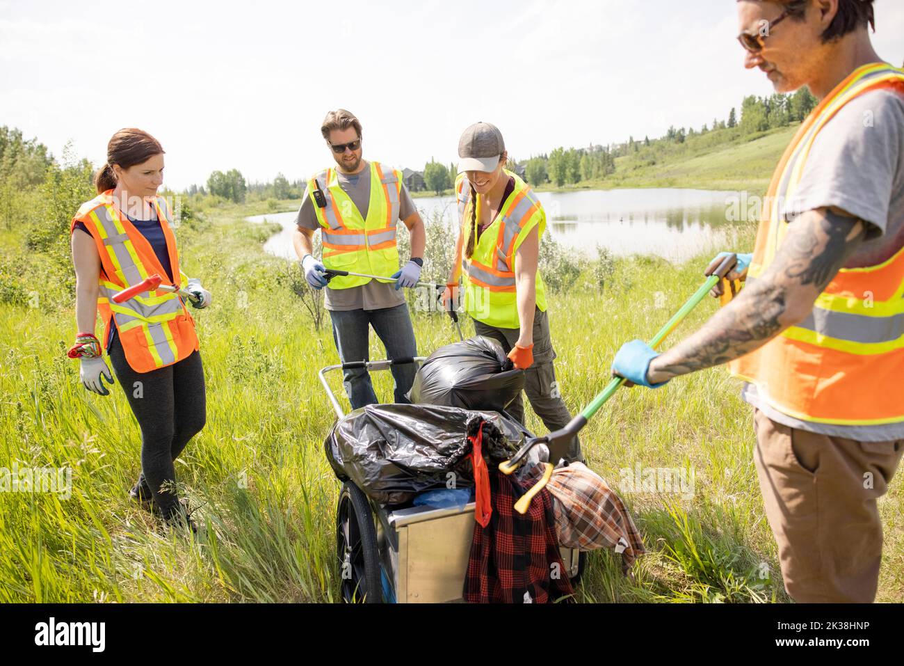 Putting in grass hi-res stock photography and images - Alamy