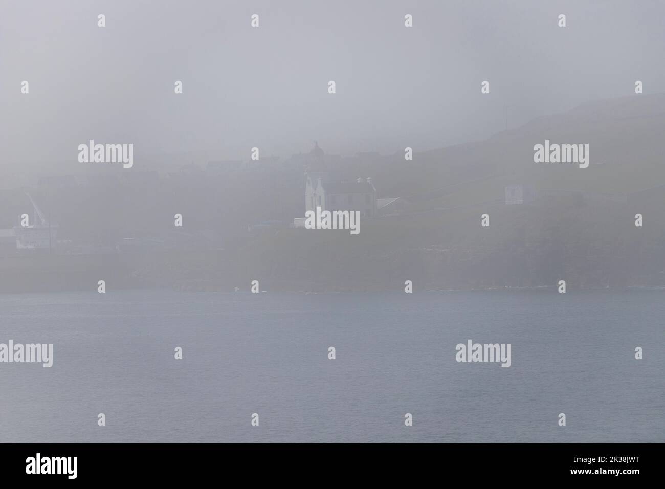 Holburn Head Lighthouse in mist, Scrabster, Thurso Bay, Caithness ...