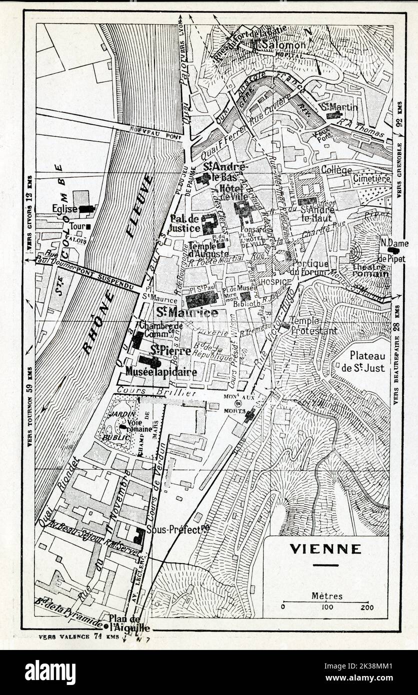 PLAN DE VIENNE SUR LE RHONE. 1955 Stock Photo - Alamy