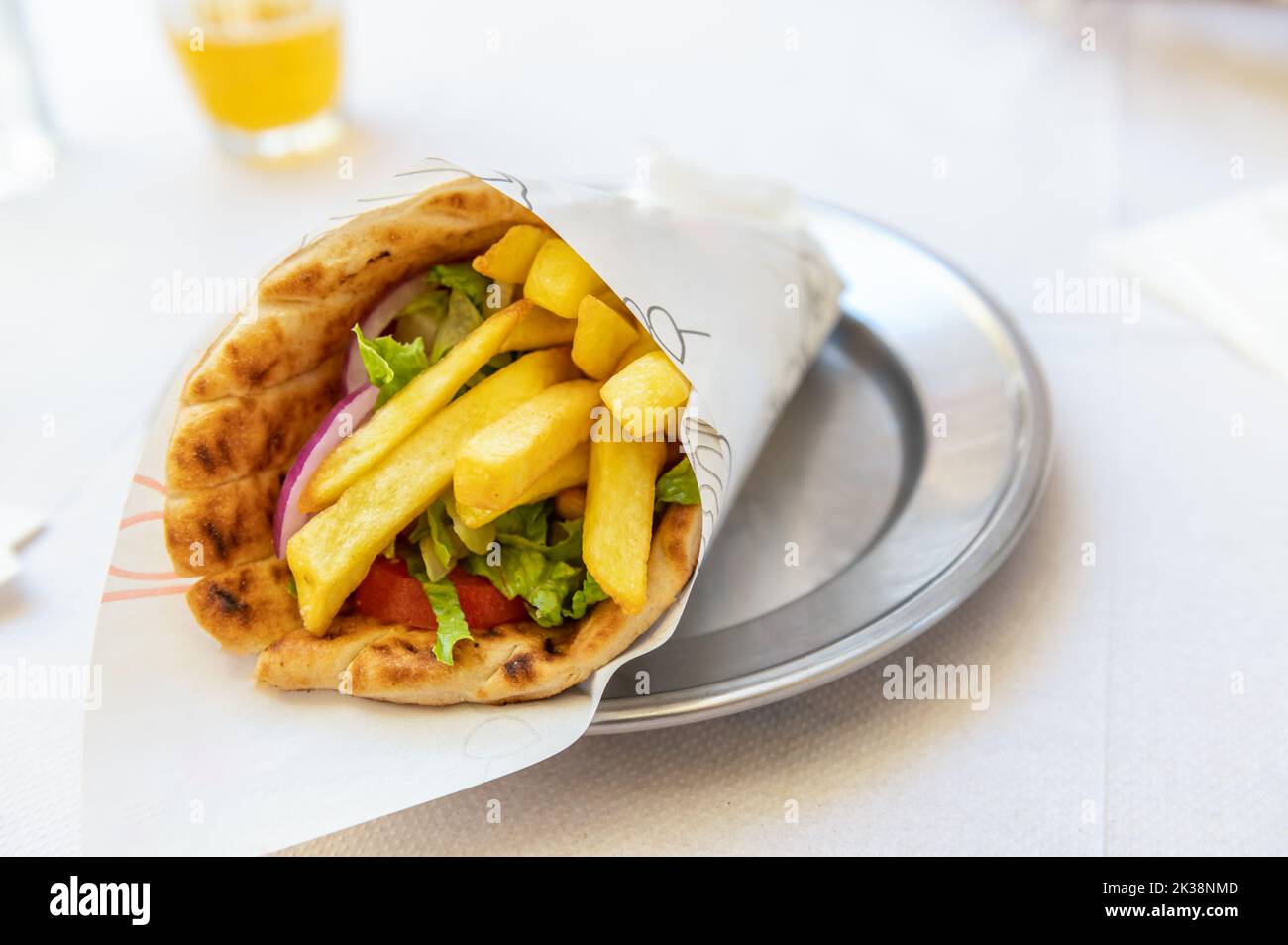 Greek vegetarian gyros Stock Photo - Alamy