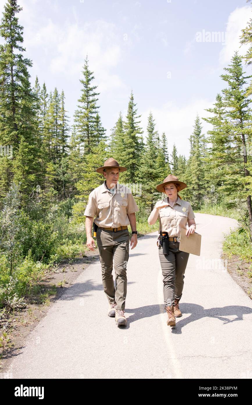 Conservation rangers hi-res stock photography and images - Alamy