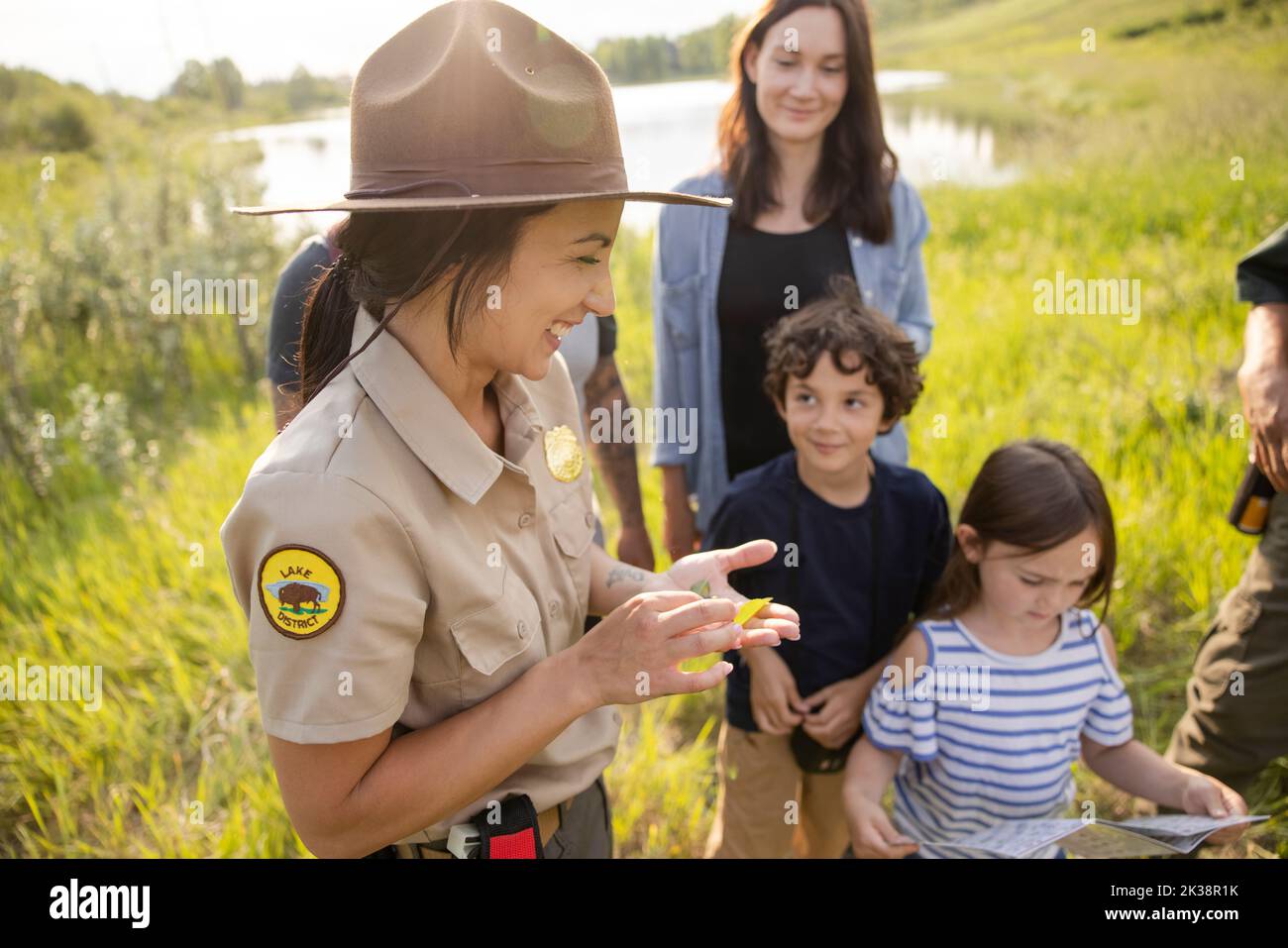 Showing children hi-res stock photography and images - Alamy