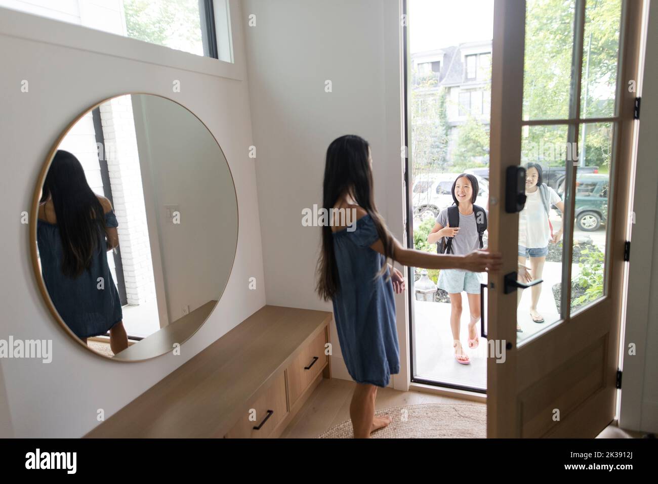 At the front door of 10 hi-res stock photography and images - Alamy