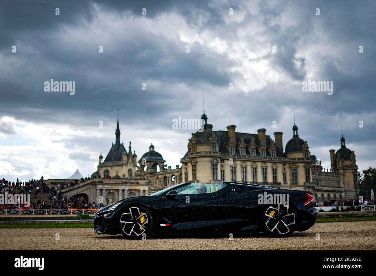 Bugatti W16 Mistral during the 6th edition of the Chantilly Arts ...