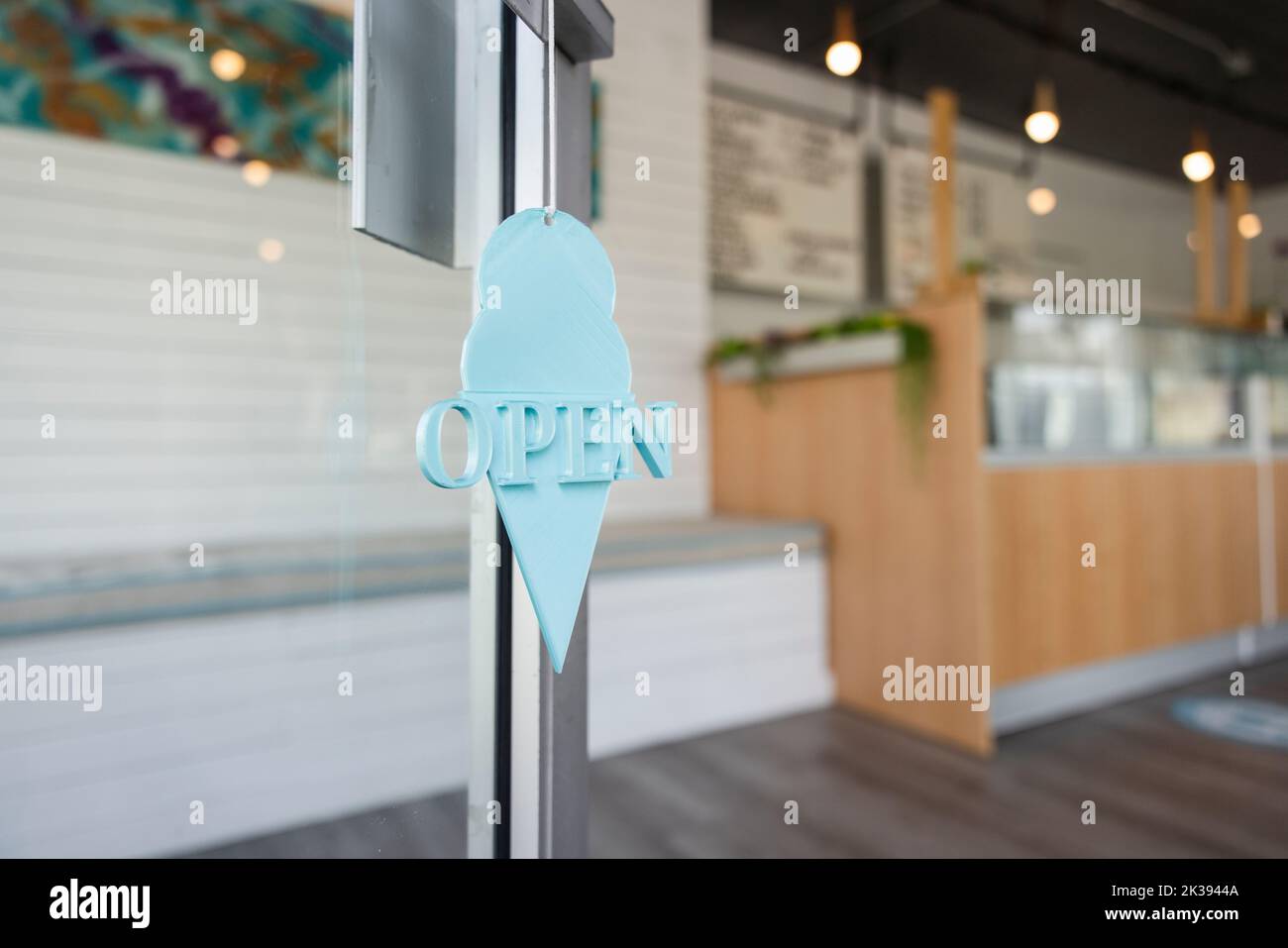 Ice cream signage hi-res stock photography and images - Alamy