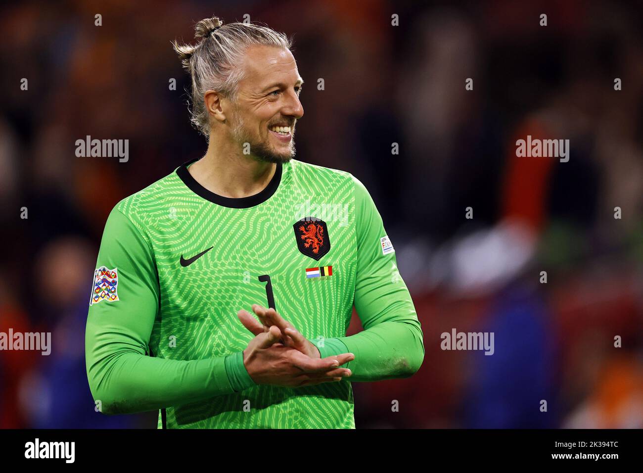 Amsterdam, Netherlands. 25th Sep, 2022. AMSTERDAM - Holland goalkeeper ...