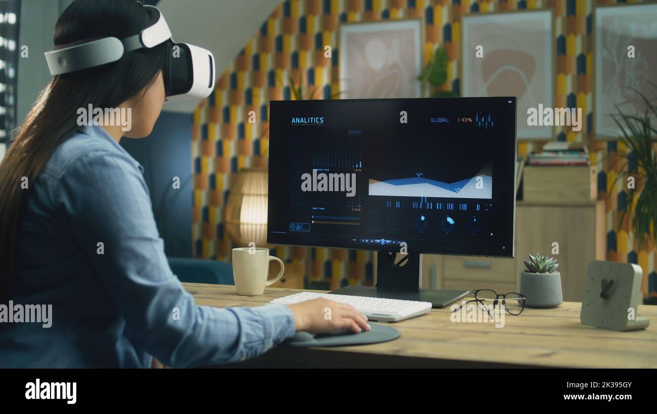 Vr analytics hi-res stock photography and images - Alamy