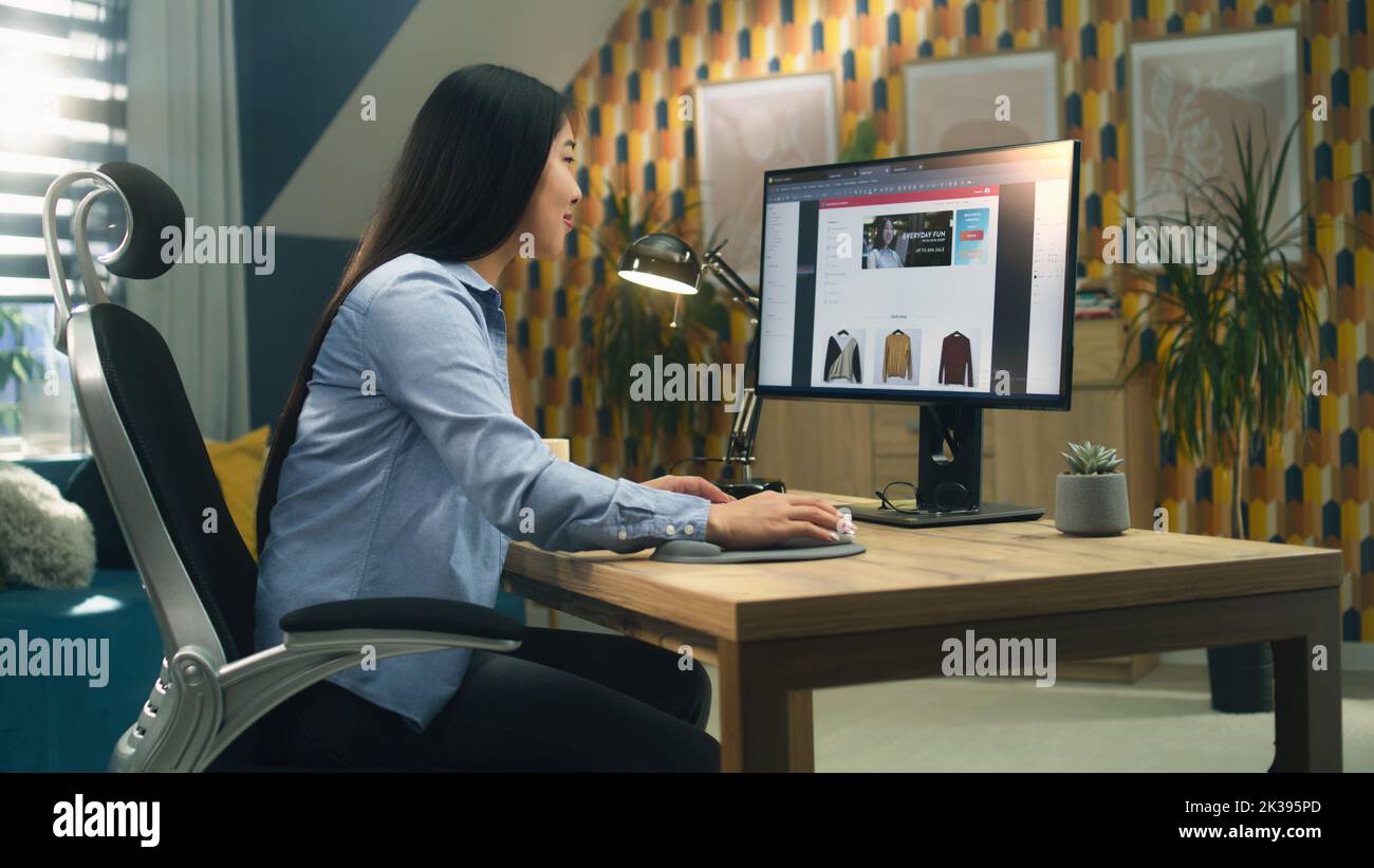 Woman web hi-res stock photography and images - Alamy