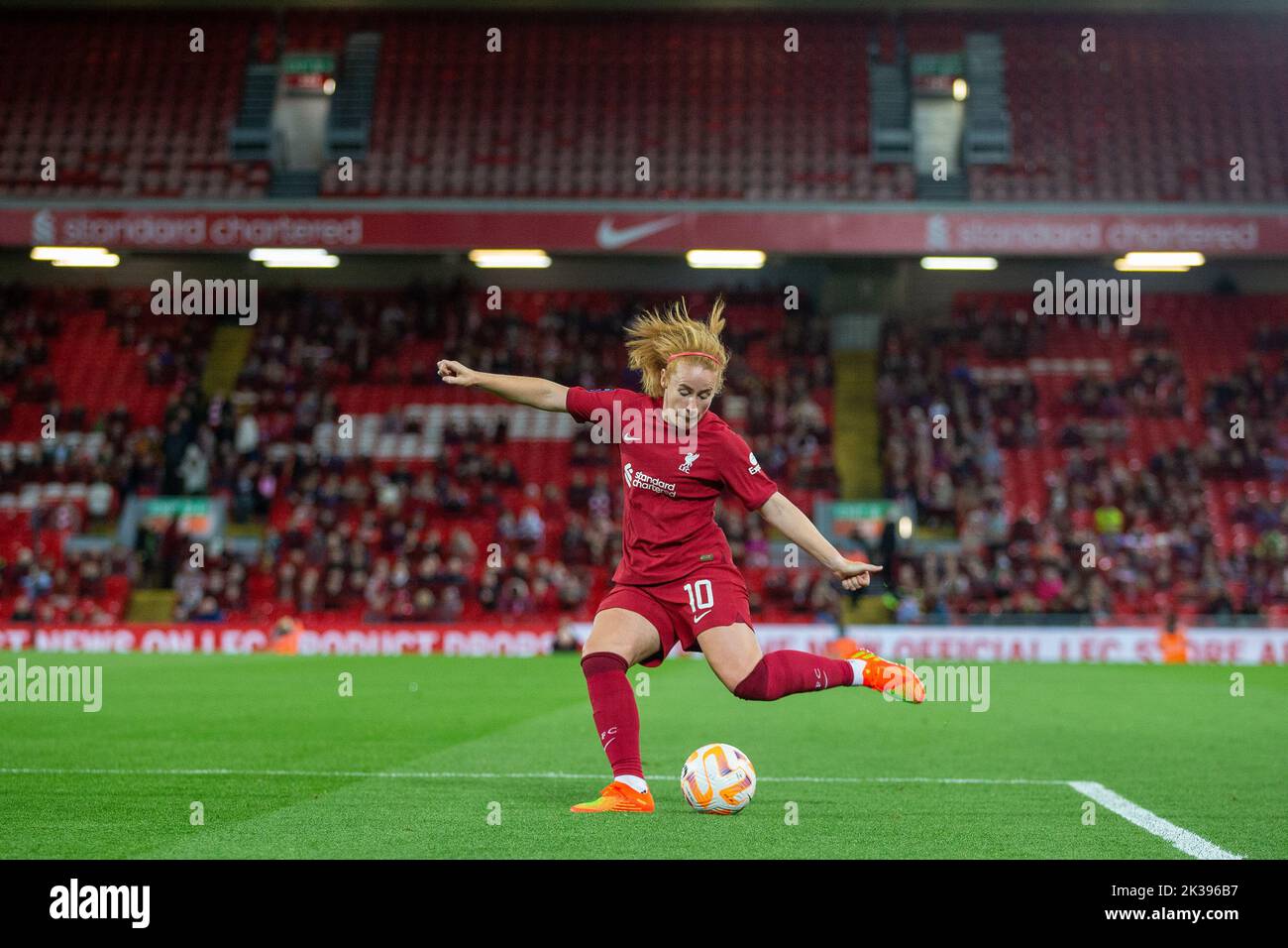 Rachel Furness #10 of Liverpool Women crosses the ball during the The ...