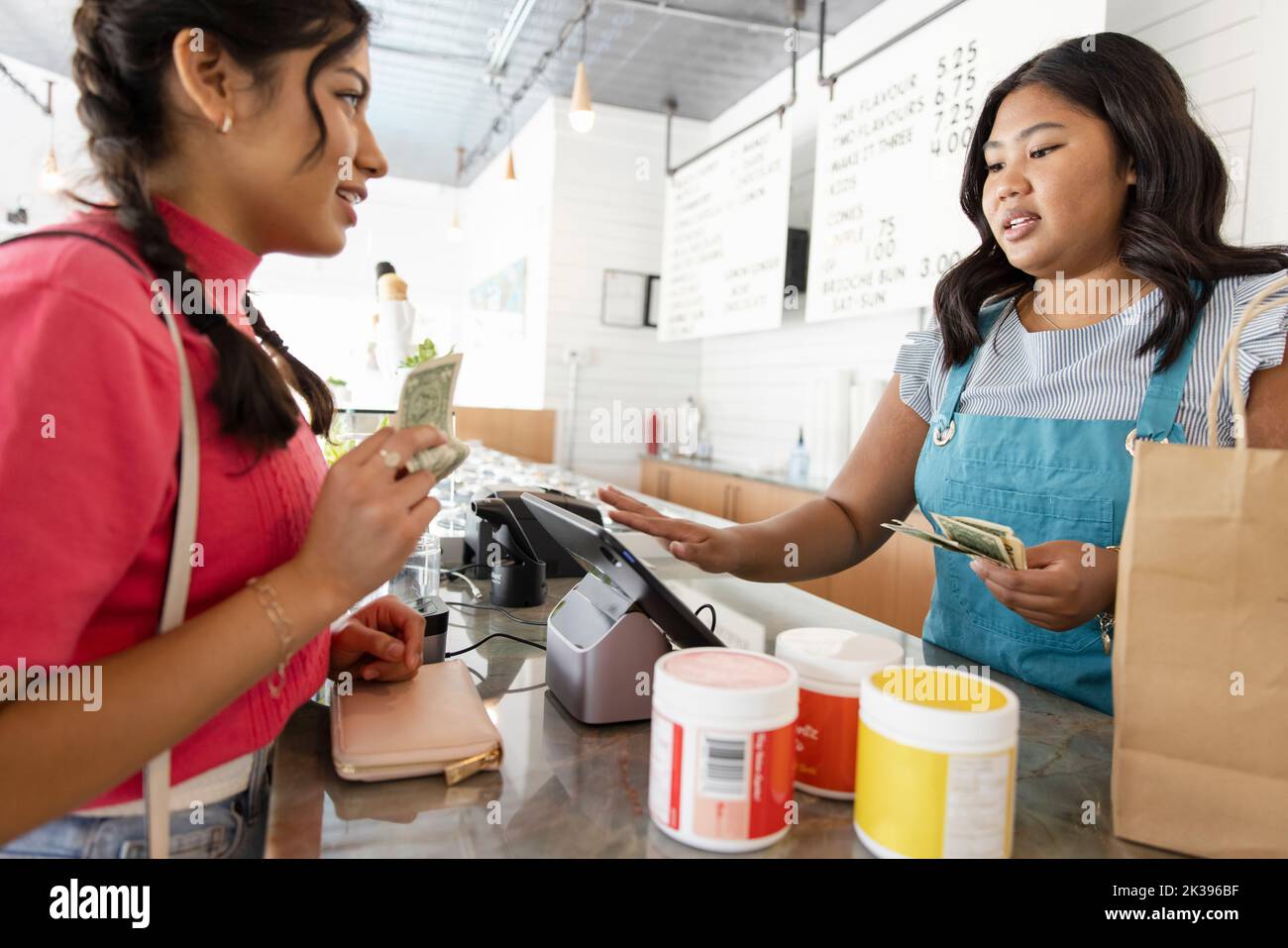 Customer cash register hi-res stock photography and images - Alamy