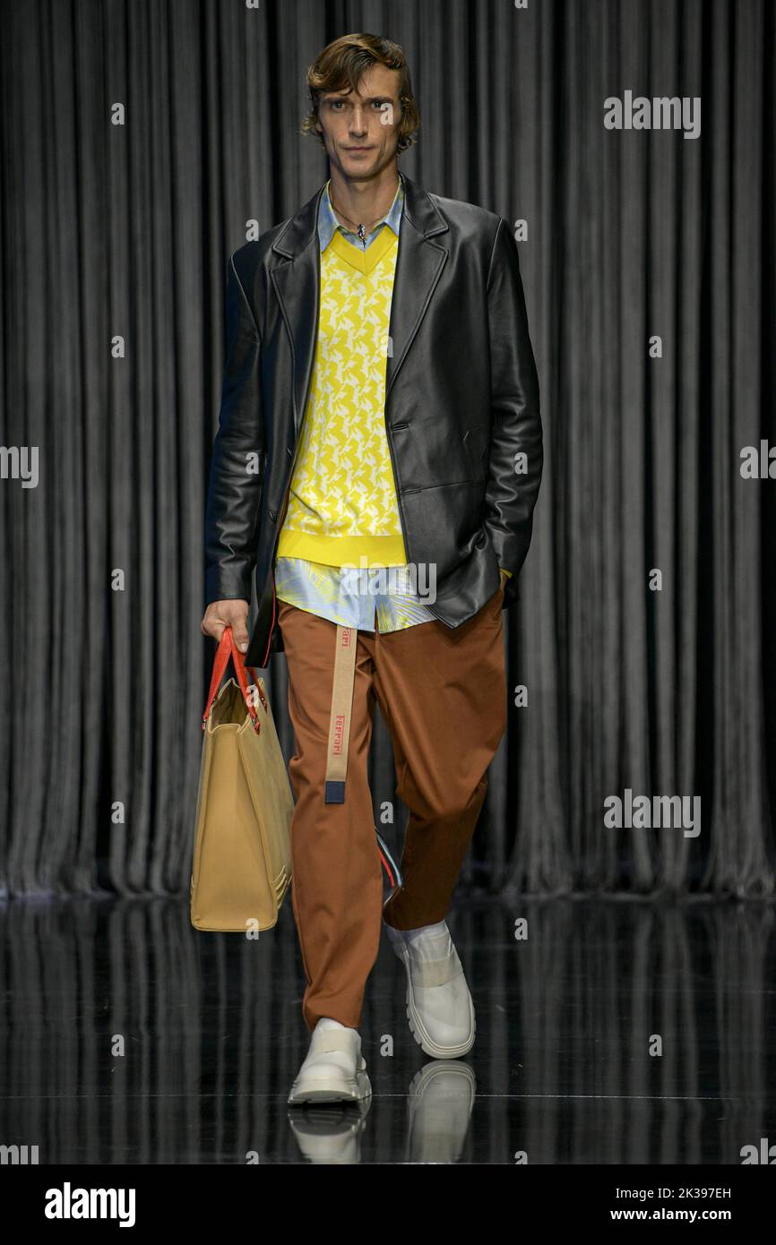 Milan, Italy. 25th Sep, 2022. Milan, Milan Fashion Week, Woman Spring ...