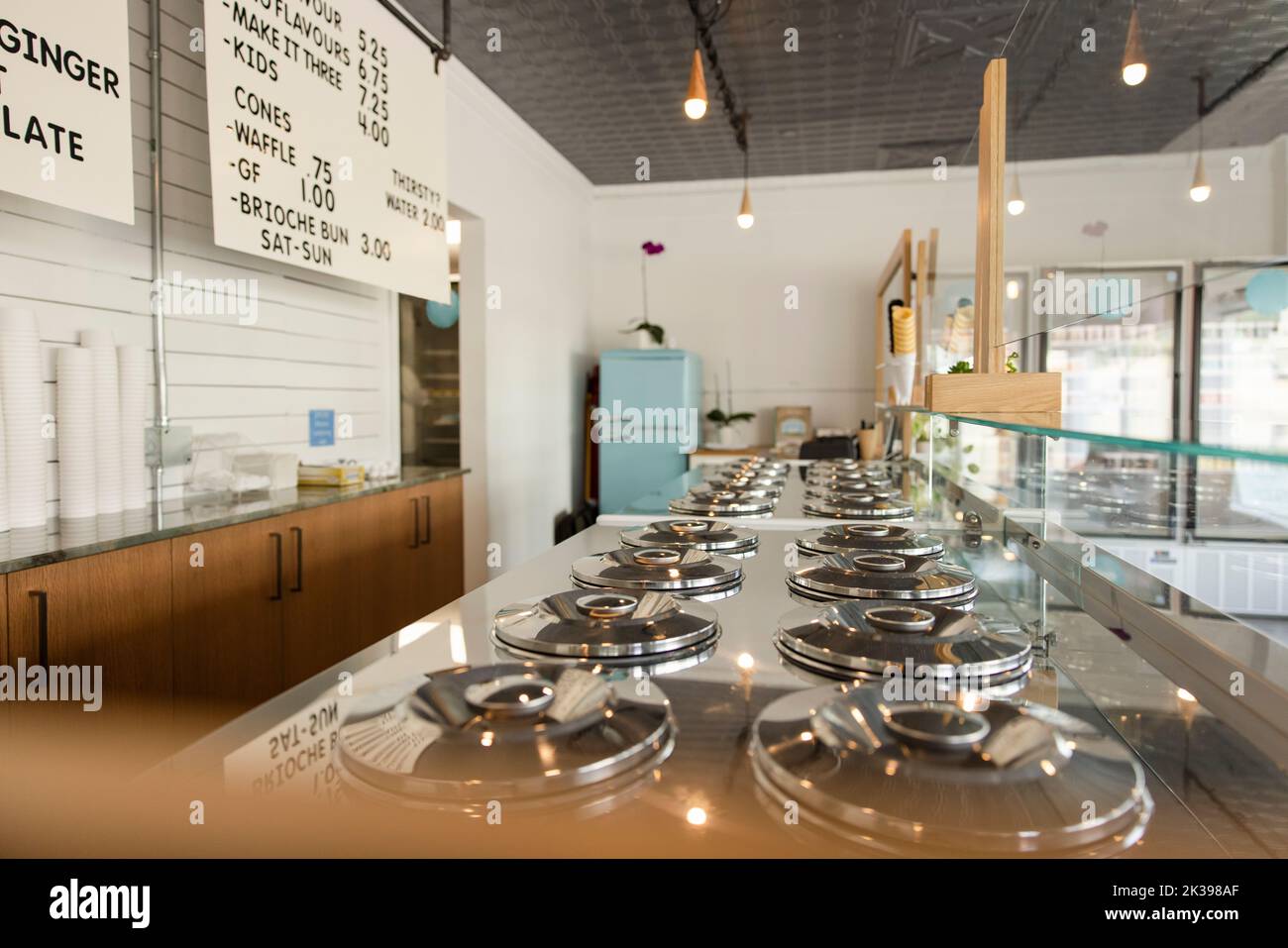 Lids retail store hi-res stock photography and images - Alamy