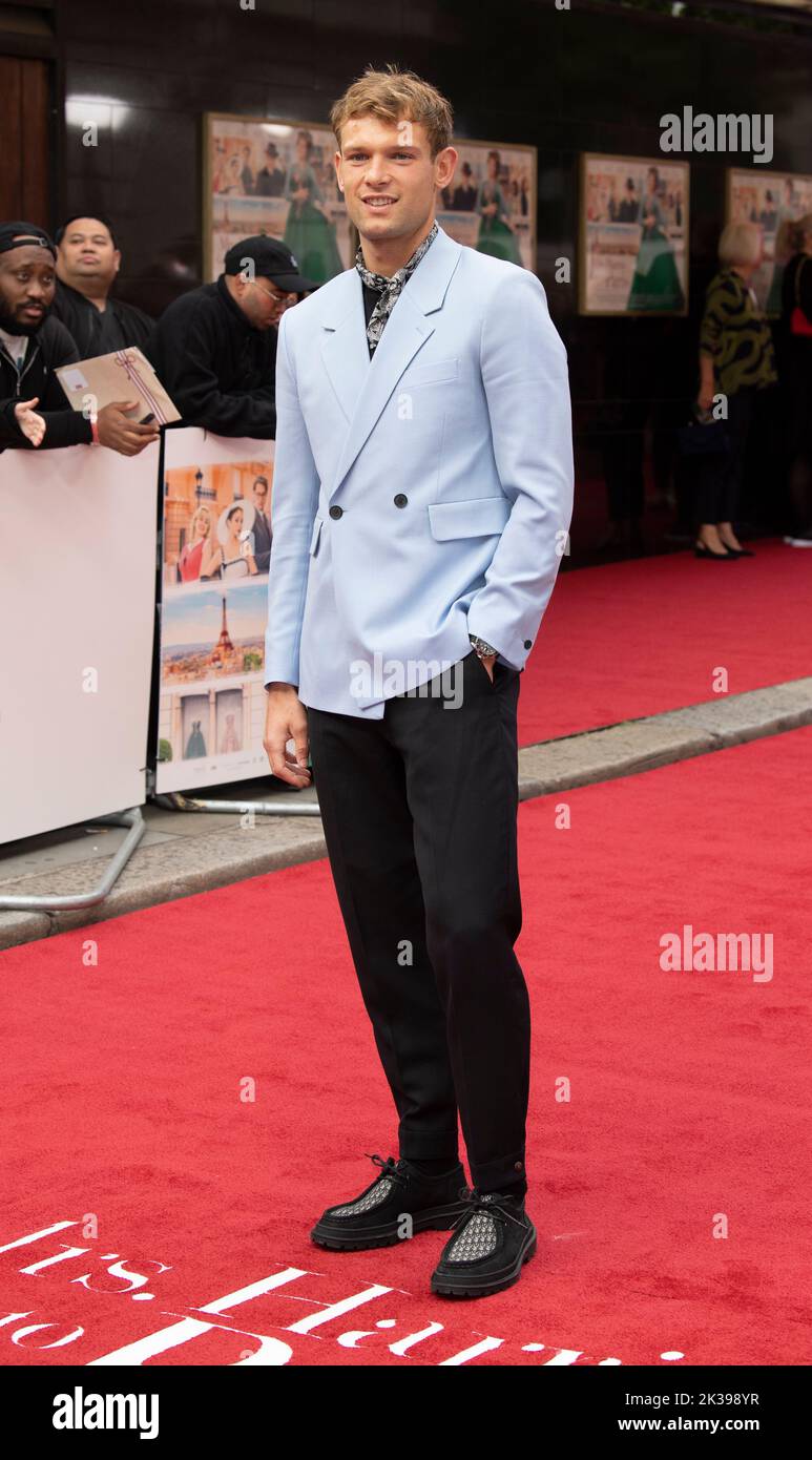 Mrs harris goes to paris uk film premiere hi-res stock photography and ...