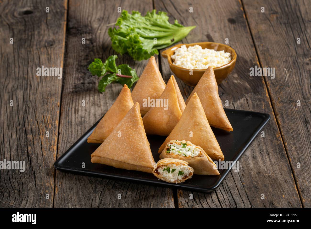 Sweet, tasty, fried indian dish samosha.Indian Delicious Deep Fried ...