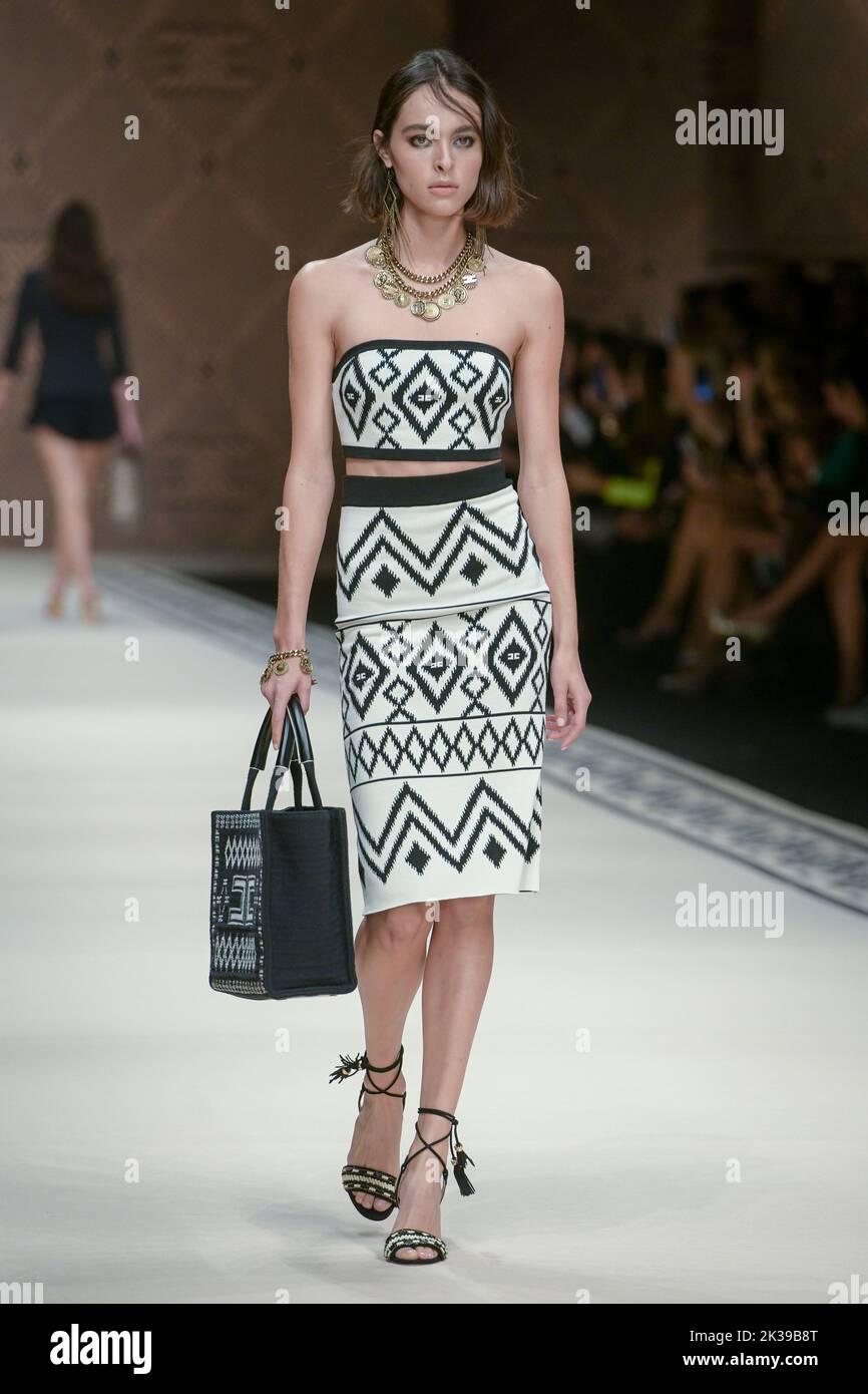 Milan, Italy. 25th Sep, 2022. Milan, Milan Fashion Week, Woman Spring ...