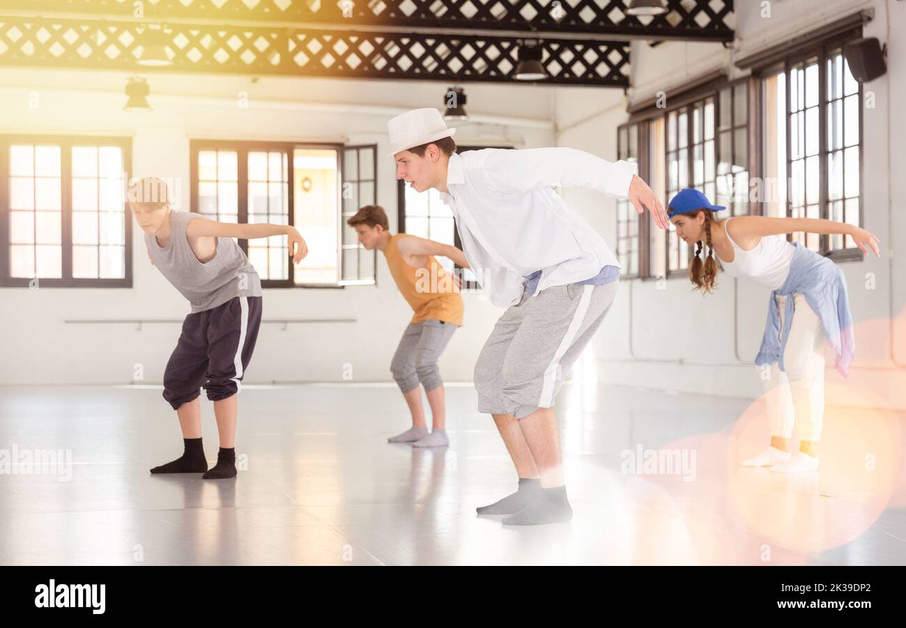 Teenagers training contemporary dance at studio Stock Photo - Alamy