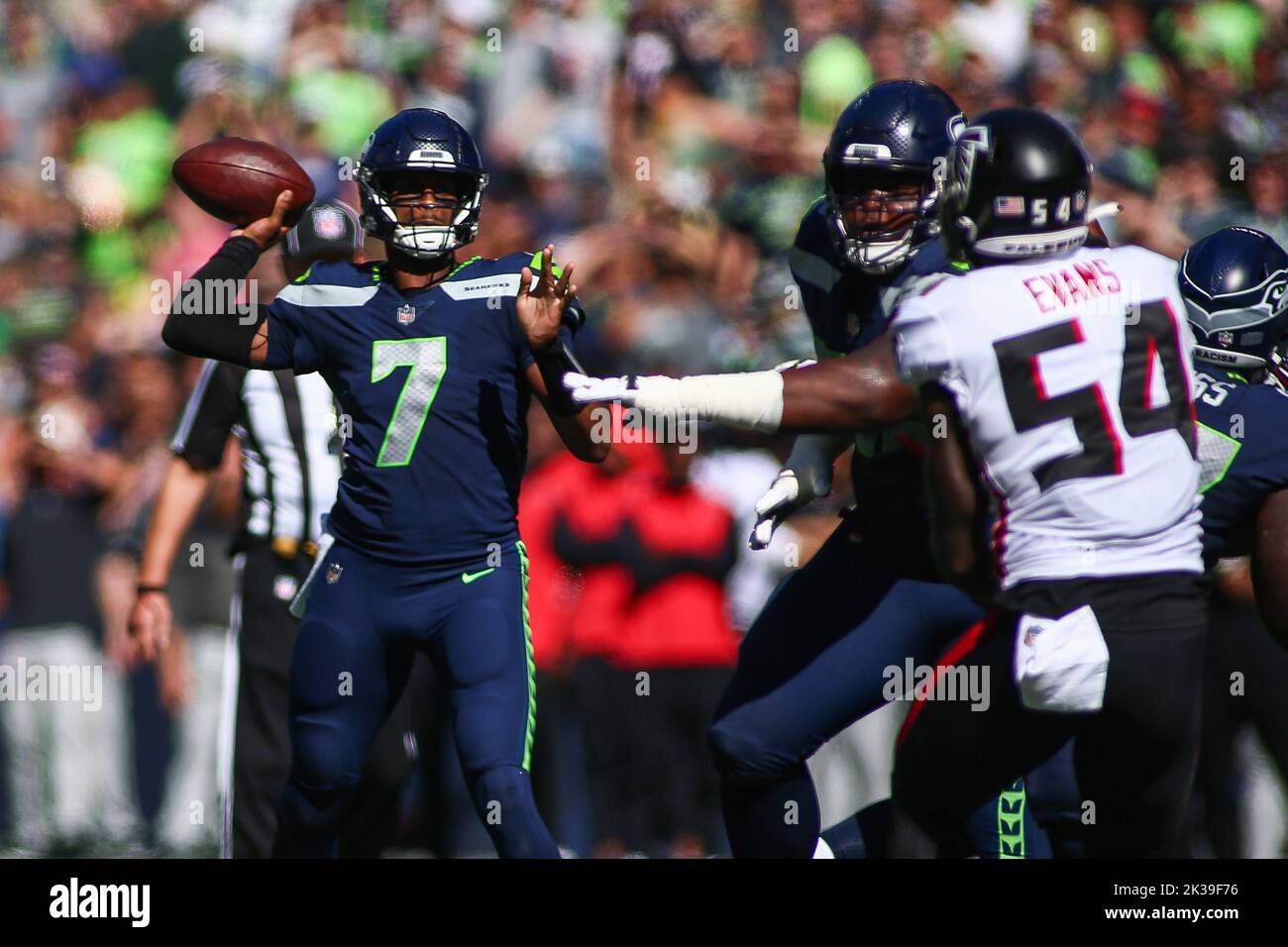 September 25, 2022: Seattle Seahawks quarterback Geno Smith (7) in the ...