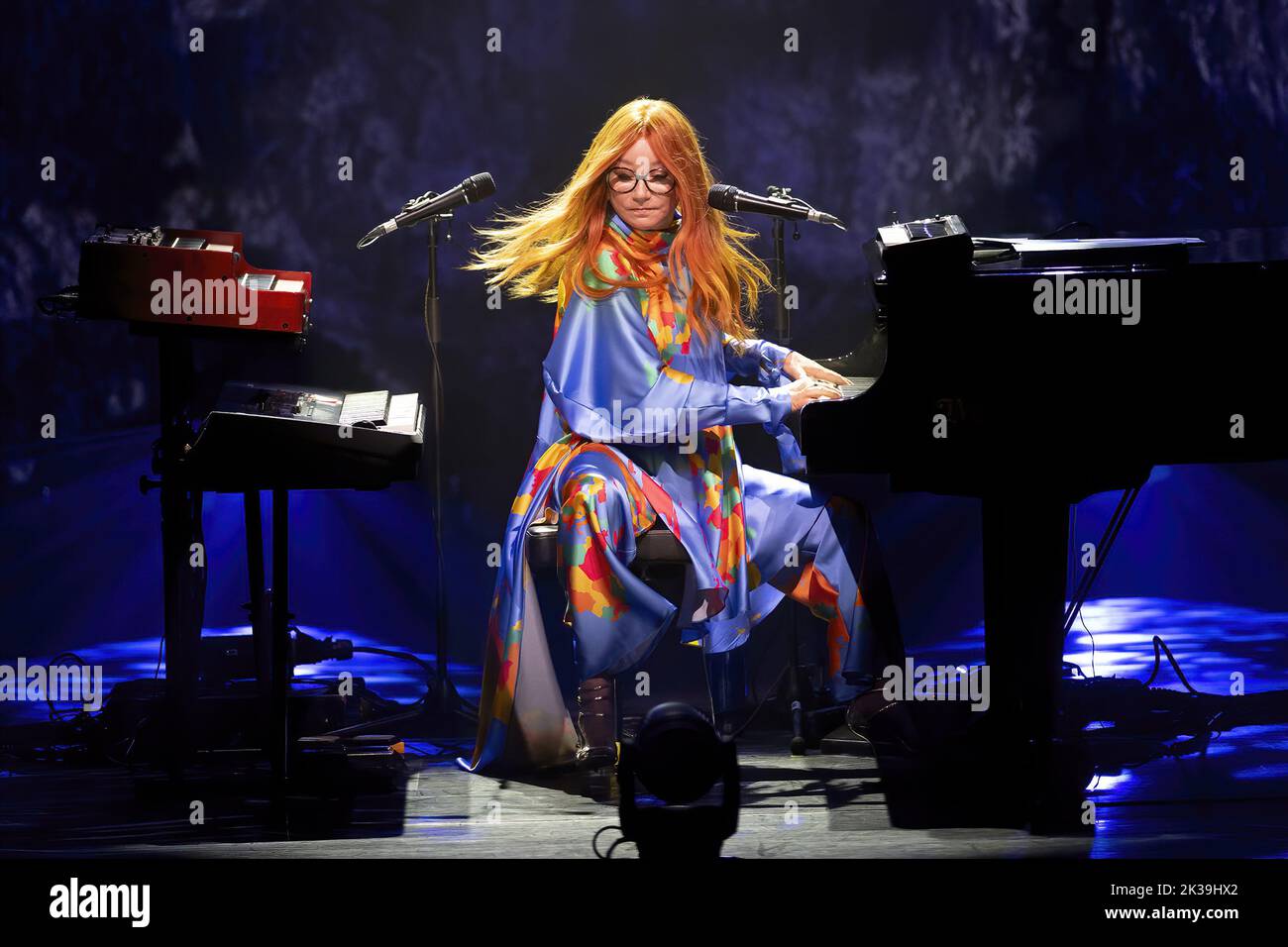 London England Tori Amos Performs On Stage At The London Palladium