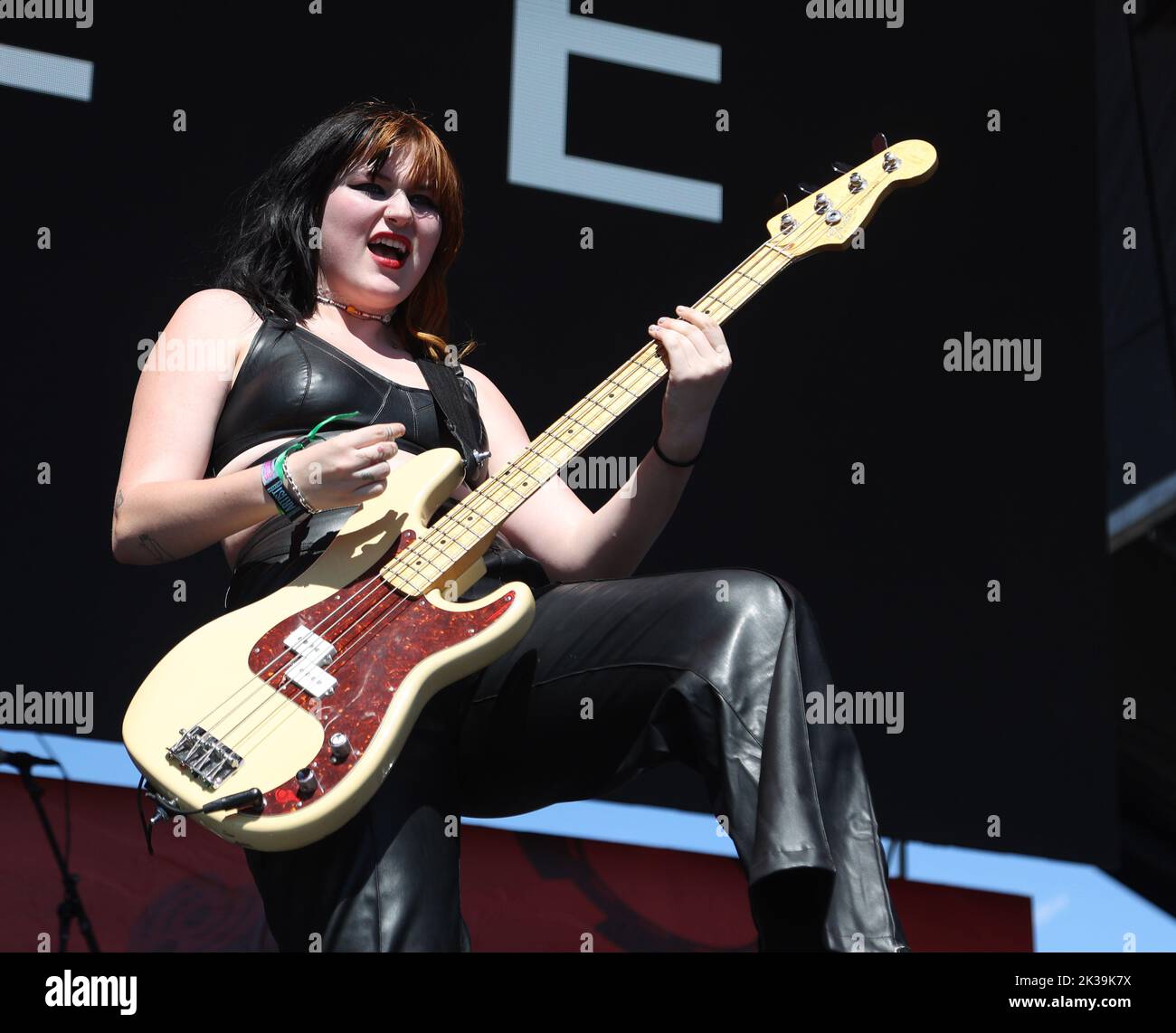 2022 iheartradio music festival daytime stage hi-res stock photography ...
