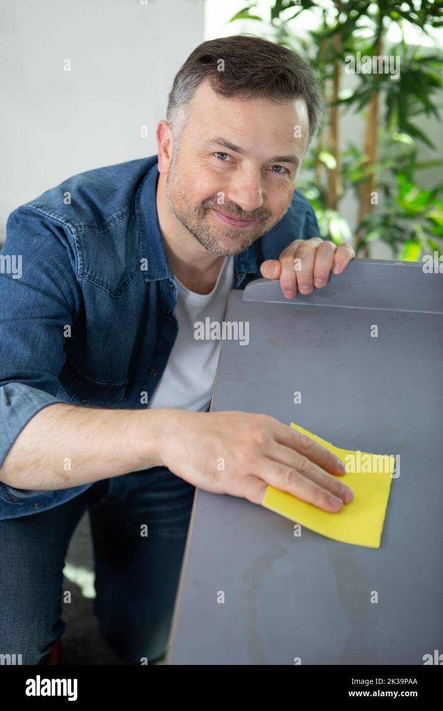 Precise cleaning hi-res stock photography and images - Alamy