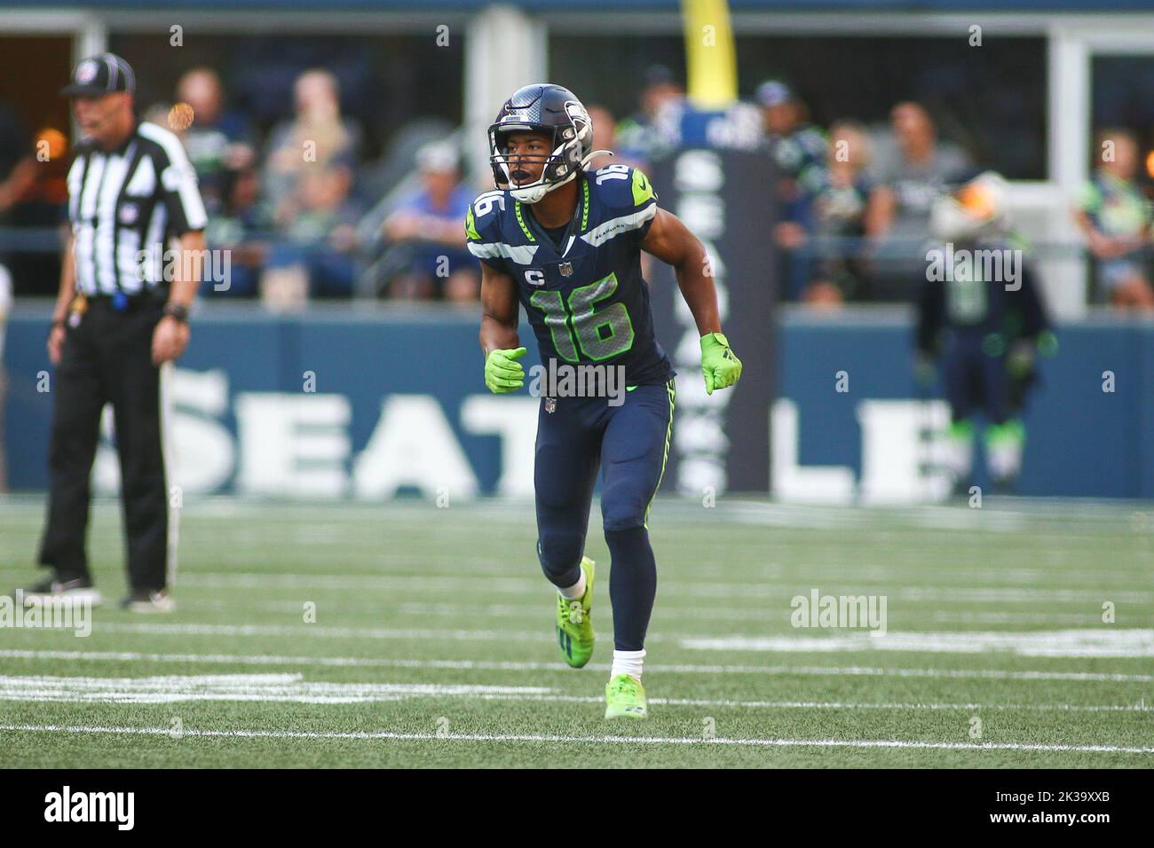 Seattle, WA, USA. 25th Sep, 2022. Seattle Seahawks wide receiver Tyler ...