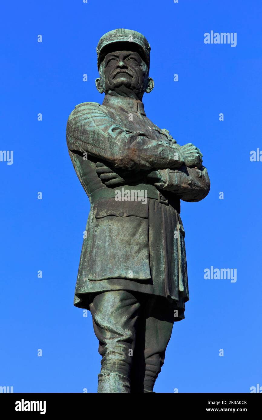 Charles mangin statue hi-res stock photography and images - Alamy