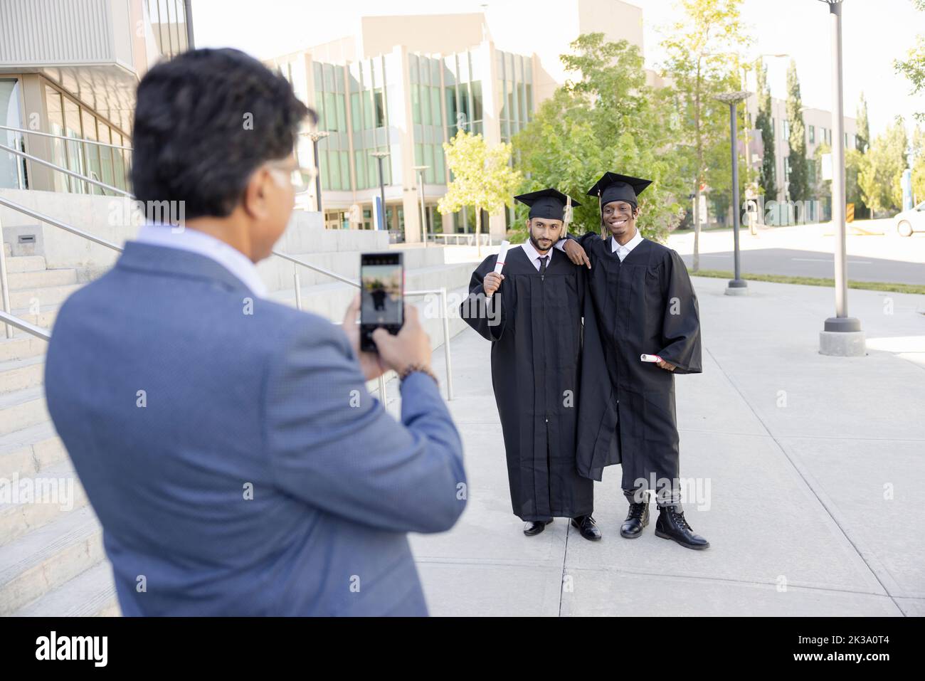 Graduate student full photo hi-res stock photography and images - Alamy