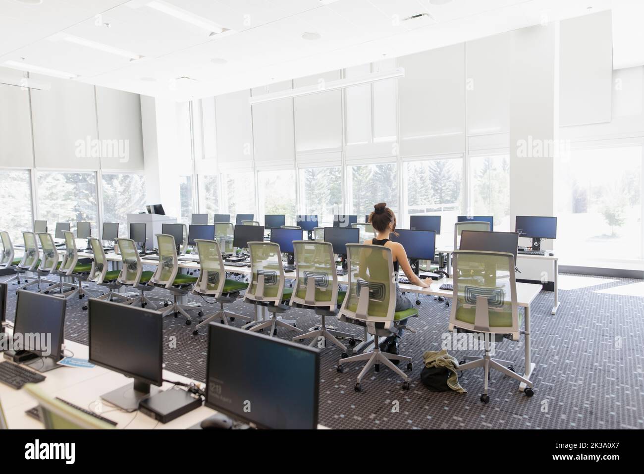 Education computer lab hi-res stock photography and images - Alamy