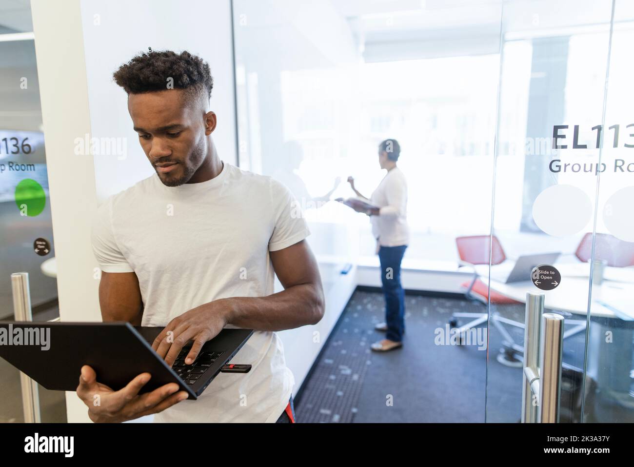 Study laptop student hi-res stock photography and images - Alamy