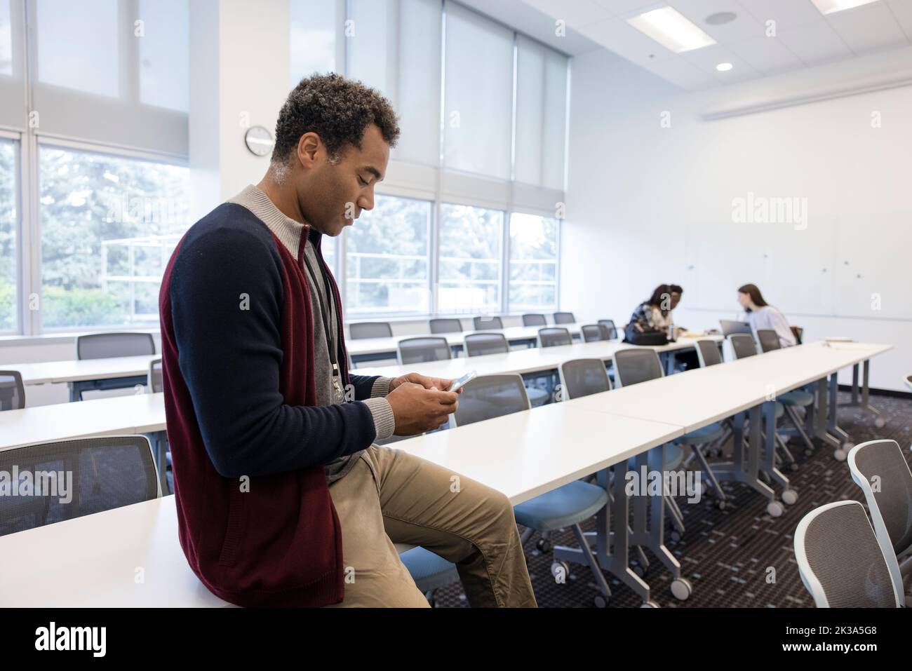 Smart classroom hi-res stock photography and images - Alamy