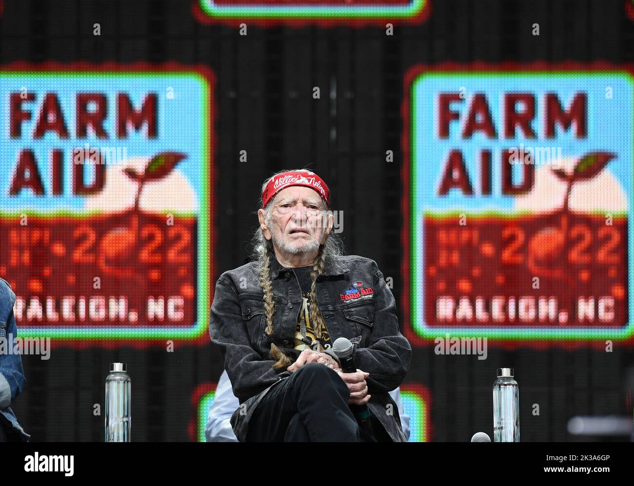 September 24, 2022, Raleigh, North Carolina, USA: WILLIE NELSON talks ...
